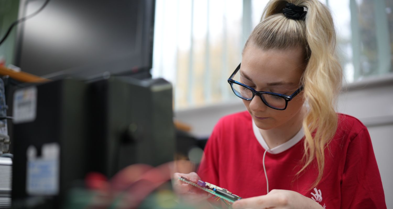 Industrial Electronics Competition - WorldSkills UK