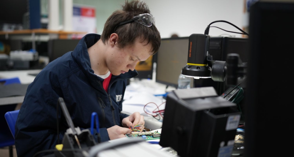 Industrial Electronics Competition - WorldSkills UK
